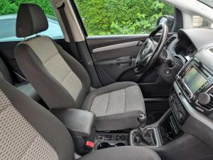 Black Volkswagen Sharan 2011 in Marijampole, with an engine capacity of 1.97 L and mileage of 293 thousand km for 5750 €, photo 14 on AUTOMOTO.COM.LV