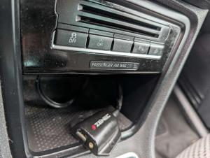Black Volkswagen Sharan 2011 in Marijampole, with an engine capacity of 1.97 L and mileage of 293 thousand km for 5750 €, photo 19 on AUTOMOTO.COM.LV
