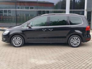 Black Volkswagen Sharan 2011 in Marijampole, with an engine capacity of 1.97 L and mileage of 238 thousand km for 8900 €, photo 4 on AUTOMOTO.COM.LV