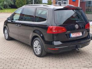 Black Volkswagen Sharan 2011 in Marijampole, with an engine capacity of 1.97 L and mileage of 238 thousand km for 8900 €, photo 5 on AUTOMOTO.COM.LV