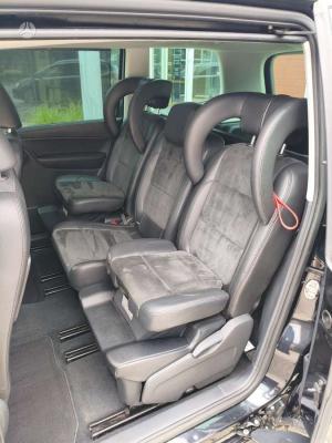 Black Volkswagen Sharan 2011 in Marijampole, with an engine capacity of 1.97 L and mileage of 238 thousand km for 8900 €, photo 15 on AUTOMOTO.COM.LV
