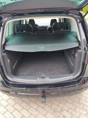 Black Volkswagen Sharan 2011 in Marijampole, with an engine capacity of 1.97 L and mileage of 238 thousand km for 8900 €, photo 19 on AUTOMOTO.COM.LV