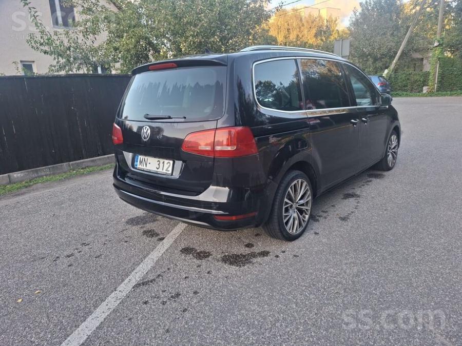 Melns Volkswagen Sharan 2011 Rīga, ar dzinēja tilpumu 2.00 L un nobraukumu 360 tūkst. km par 8000 €, foto 4 vietnē AUTOMOTO.COM.LV