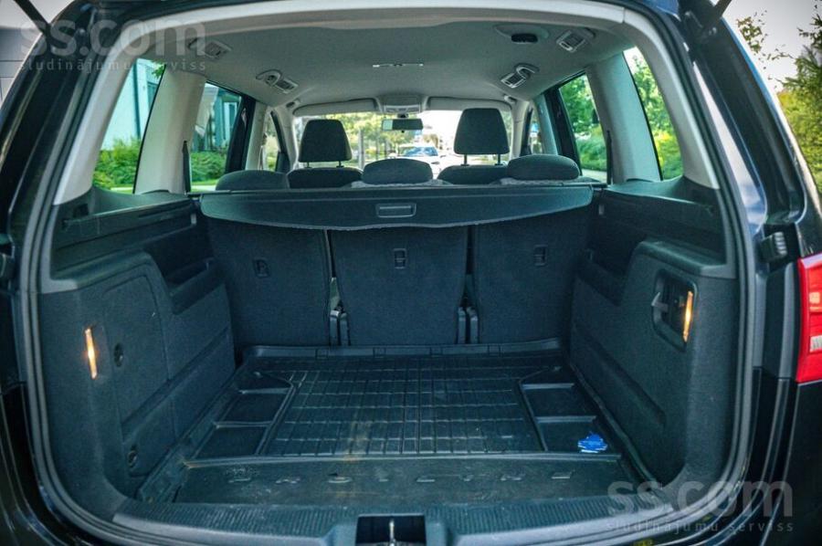 Melns Volkswagen Sharan 2011 Rīga, ar dzinēja tilpumu 1.40 L un nobraukumu 201 tūkst. km par 5990 €, foto 25 vietnē AUTOMOTO.COM.LV