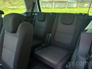Black Volkswagen Sharan 2012 in Jelgava, with an engine capacity of 2.00 L and mileage of 168 thousand km for 8950 €, photo 18 on AUTOMOTO.COM.LV