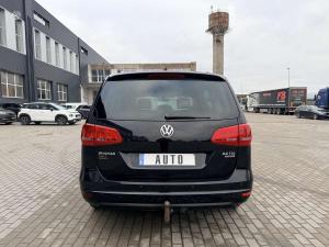 Black Volkswagen Sharan 2012 in Taurage, with an engine capacity of 1.97 L and mileage of 262 thousand km for 7999 €, photo 7 on AUTOMOTO.COM.LV