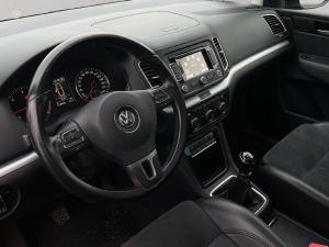 Melns Volkswagen Sharan 2012 Viļņa, ar dzinēja tilpumu 2.00 L un nobraukumu 274 tūkst. km par 9499 €, foto 14 vietnē AUTOMOTO.COM.LV