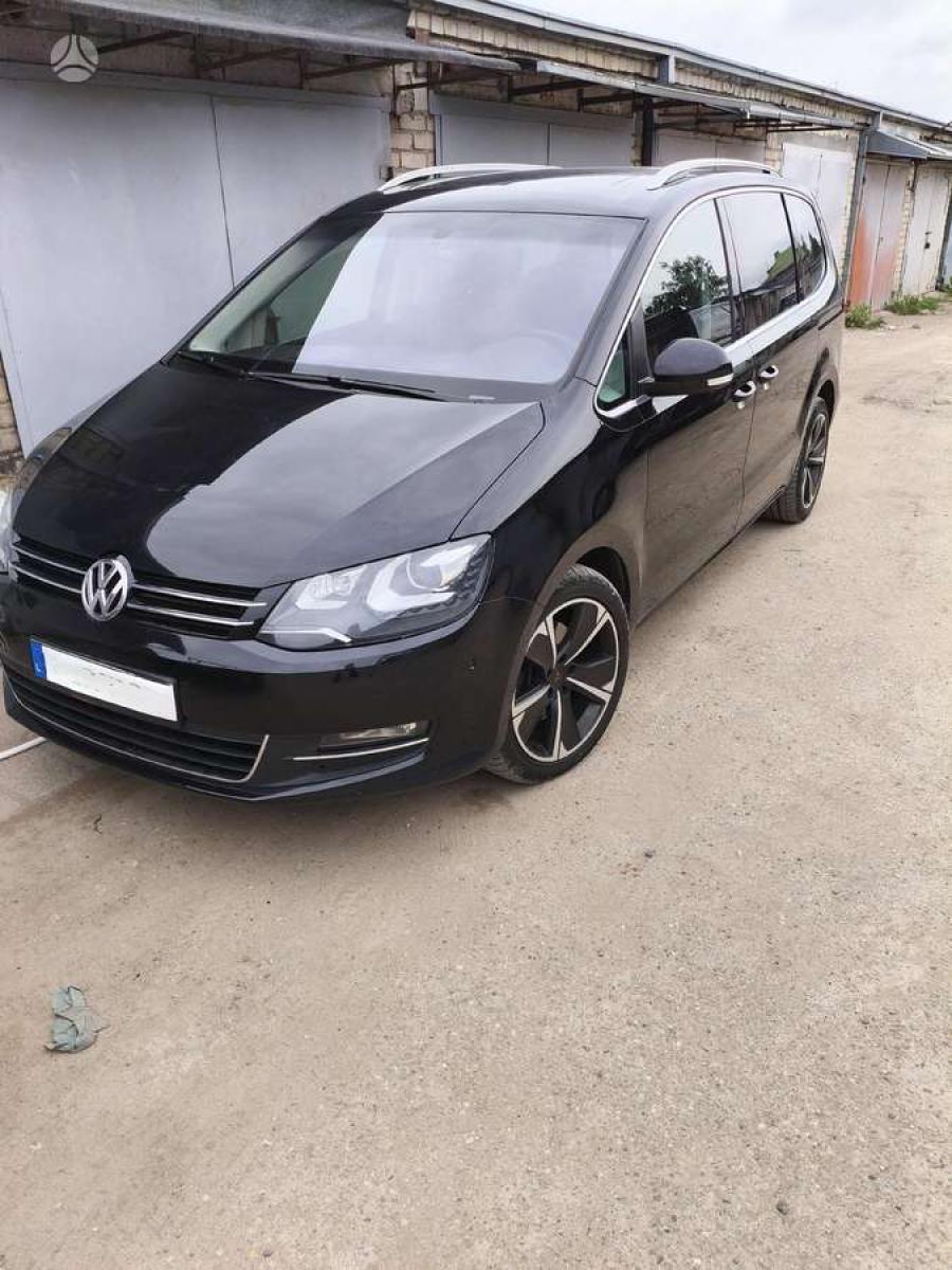 Black Volkswagen Sharan 2012 in Kaunas, with an engine capacity of 1.97 L and mileage of 245 thousand km for 9700 €, photo 1 on AUTOMOTO.COM.LV