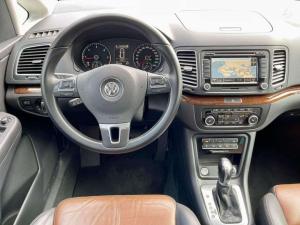 Black Volkswagen Sharan 2012 in Kaunas, with an engine capacity of 1.97 L and mileage of 245 thousand km for 9700 €, photo 13 on AUTOMOTO.COM.LV