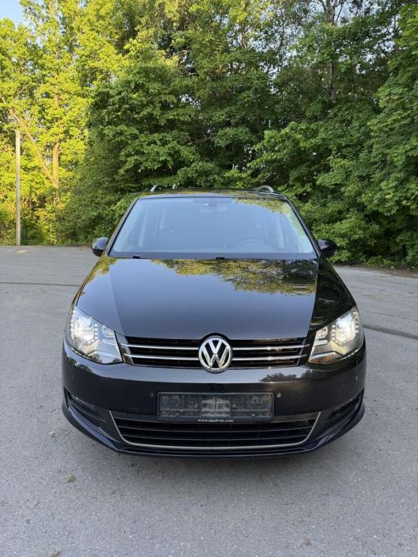 Melns Volkswagen Sharan 2012 Kauņa, ar dzinēja tilpumu 1.97 L un nobraukumu 257 tūkst. km par 4600 €, foto 8 vietnē AUTOMOTO.COM.LV