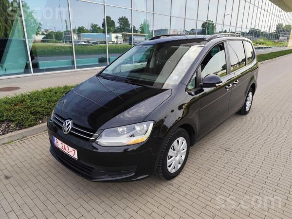 Black Volkswagen Sharan 2012 in Rezekne, with an engine capacity of 2.00 L and mileage of 340 thousand km for 7500 €, photo 5 on AUTOMOTO.COM.LV