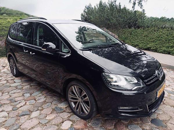 Black Volkswagen Sharan 2012 in Utena, with an engine capacity of 1.97 L and mileage of 247 thousand km for 11750 €, photo 1 on AUTOMOTO.COM.LV