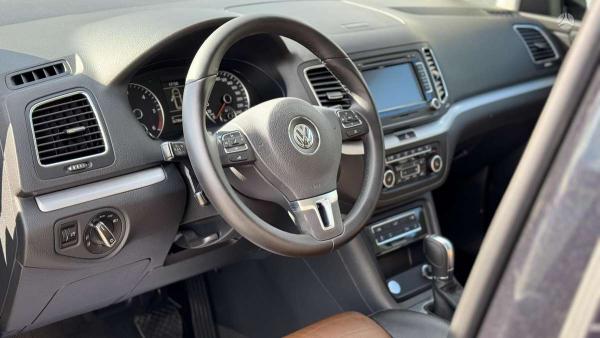 Melns Volkswagen Sharan 2012 Telšiai, ar dzinēja tilpumu 1.97 L un nobraukumu 268 tūkst. km par 8900 €, foto 10 vietnē AUTOMOTO.COM.LV