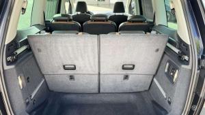 Black Volkswagen Sharan 2012 in Telschi, with an engine capacity of 1.97 L and mileage of 268 thousand km for 8900 €, photo 22 on AUTOMOTO.COM.LV