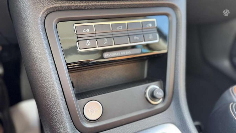 Black Volkswagen Sharan 2012 in Telschi, with an engine capacity of 1.97 L and mileage of 268 thousand km for 8900 €, photo 28 on AUTOMOTO.COM.LV