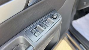 Black Volkswagen Sharan 2012 in Telschi, with an engine capacity of 1.97 L and mileage of 268 thousand km for 8900 €, photo 33 on AUTOMOTO.COM.LV