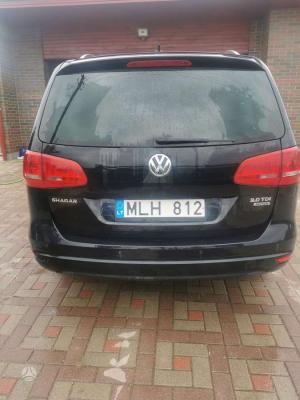 Black Volkswagen Sharan 2012 in Kaunas, with an engine capacity of 1.97 L and mileage of 270 thousand km for 8200 €, photo 8 on AUTOMOTO.COM.LV