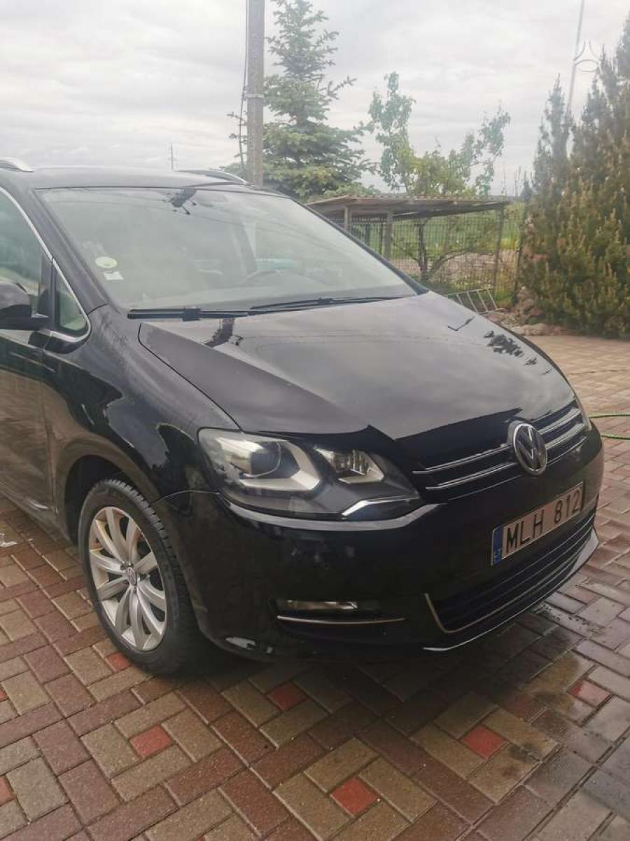 Black Volkswagen Sharan 2012 in Kaunas, with an engine capacity of 1.97 L and mileage of 270 thousand km for 8200 €, photo 12 on AUTOMOTO.COM.LV