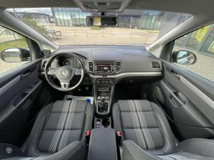 Black Volkswagen Sharan 2012 in Siauliai, with an engine capacity of 1.97 L and mileage of 229 thousand km for 8200 €, photo 15 on AUTOMOTO.COM.LV