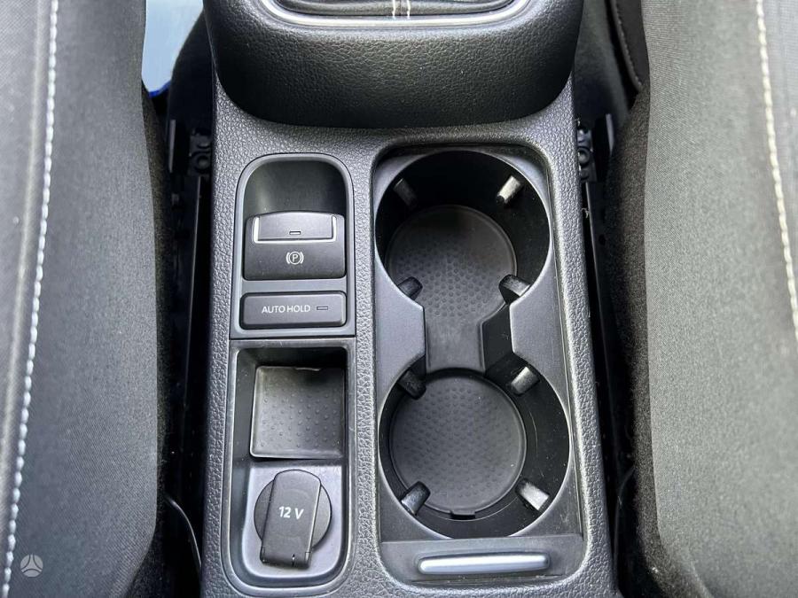 Black Volkswagen Sharan 2012 in Siauliai, with an engine capacity of 1.97 L and mileage of 229 thousand km for 8200 €, photo 19 on AUTOMOTO.COM.LV