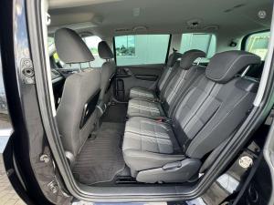 Black Volkswagen Sharan 2012 in Siauliai, with an engine capacity of 1.97 L and mileage of 229 thousand km for 8200 €, photo 22 on AUTOMOTO.COM.LV