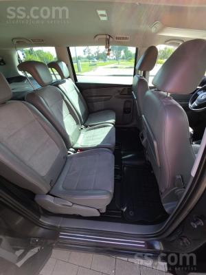 Melns Volkswagen Sharan 2012 Daugavpils, ar dzinēja tilpumu 2.00 L un nobraukumu 300 tūkst. km par 9500 €, foto 7 vietnē AUTOMOTO.COM.LV
