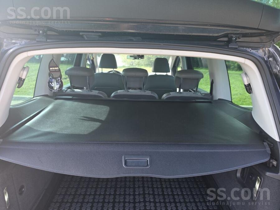 Melns Volkswagen Sharan 2012 Daugavpils, ar dzinēja tilpumu 2.00 L un nobraukumu 300 tūkst. km par 9500 €, foto 9 vietnē AUTOMOTO.COM.LV