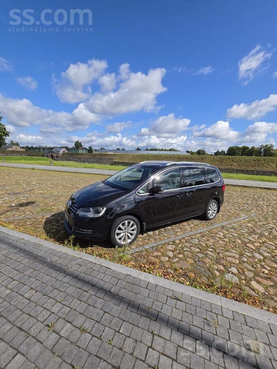 Melns Volkswagen Sharan 2012 Daugavpils, ar dzinēja tilpumu 2.00 L un nobraukumu 300 tūkst. km par 9500 €, foto 12 vietnē AUTOMOTO.COM.LV