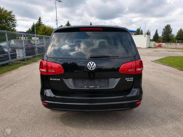 Melns Volkswagen Sharan 2012 Pakruojis, ar dzinēja tilpumu 2.00 L un nobraukumu 250 tūkst. km par 8800 €, foto 5 vietnē AUTOMOTO.COM.LV