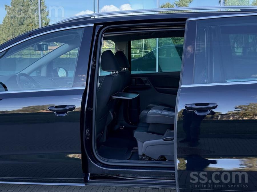 Melns Volkswagen Sharan 2012 Rēzekne, ar dzinēja tilpumu 2.00 L un nobraukumu 209 tūkst. km par 9990 €, foto 9 vietnē AUTOMOTO.COM.LV
