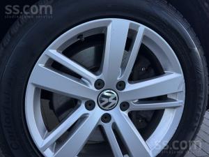 Melns Volkswagen Sharan 2012 Rēzekne, ar dzinēja tilpumu 2.00 L un nobraukumu 209 tūkst. km par 9990 €, foto 13 vietnē AUTOMOTO.COM.LV