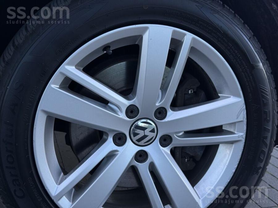 Melns Volkswagen Sharan 2012 Rēzekne, ar dzinēja tilpumu 2.00 L un nobraukumu 209 tūkst. km par 9990 €, foto 13 vietnē AUTOMOTO.COM.LV