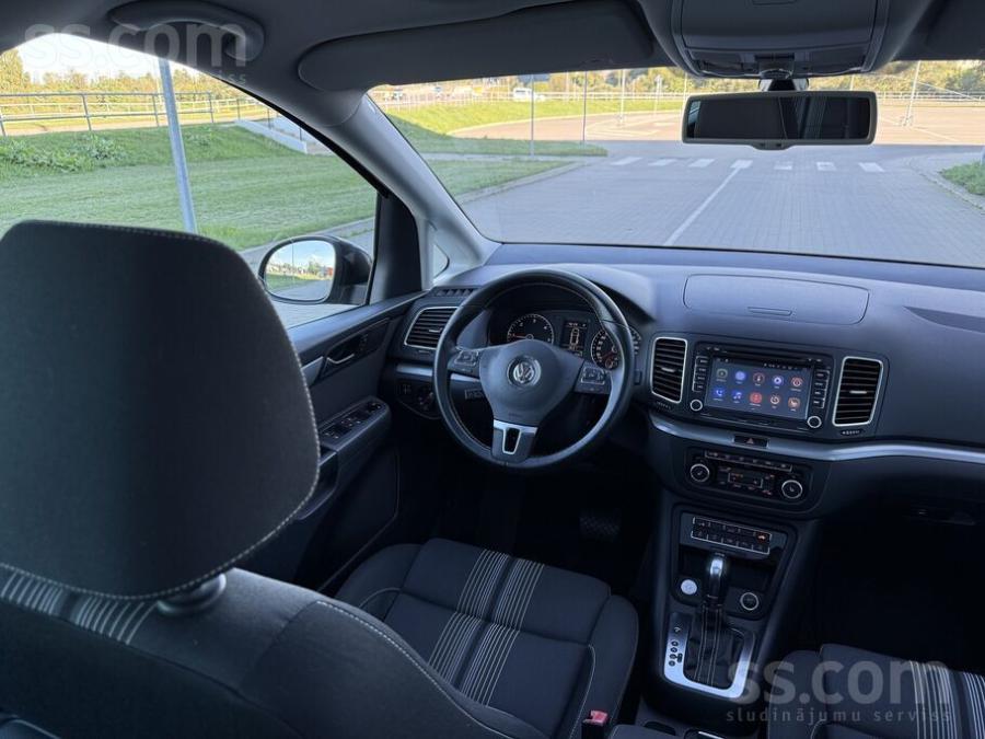 Melns Volkswagen Sharan 2012 Rēzekne, ar dzinēja tilpumu 2.00 L un nobraukumu 209 tūkst. km par 9990 €, foto 19 vietnē AUTOMOTO.COM.LV