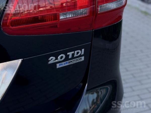 Volkswagen Sharan 2012 RÄzekne vietnÄ Melns Volkswagen Sharan 2012 RÄzekne, ar dzinÄja tilpumu 2.00 L un nobraukumu 209 tÅ«kst. km par 9990 ā¬, foto 11 vietnÄ AUTOMOTO.COM.LV