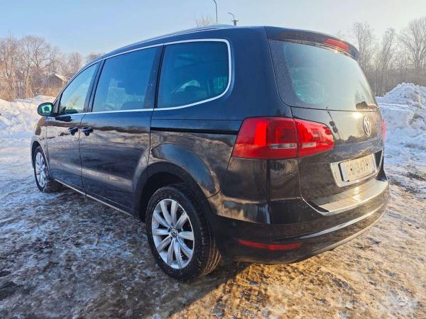 Melns Volkswagen Sharan 2013 Šauļi, ar dzinēja tilpumu 1.97 L un nobraukumu 261 tūkst. km par 7950 €, foto 6 vietnē AUTOMOTO.COM.LV