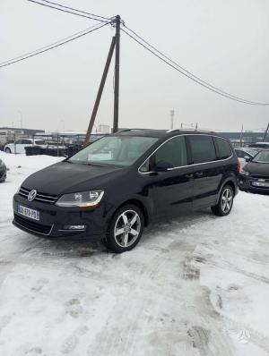 Black Volkswagen Sharan 2013 in Kaunas, with an engine capacity of 1.97 L and mileage of 146 thousand km for 9900 €, photo 4 on AUTOMOTO.COM.LV