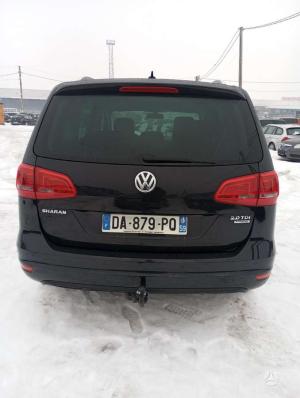 Black Volkswagen Sharan 2013 in Kaunas, with an engine capacity of 1.97 L and mileage of 146 thousand km for 9900 €, photo 10 on AUTOMOTO.COM.LV