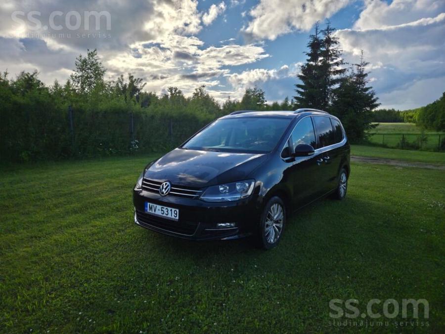 Black Volkswagen Sharan 2013 in Riga, with an engine capacity of 2.00 L and mileage of 339 thousand km for 8900 €, photo 1 on AUTOMOTO.COM.LV