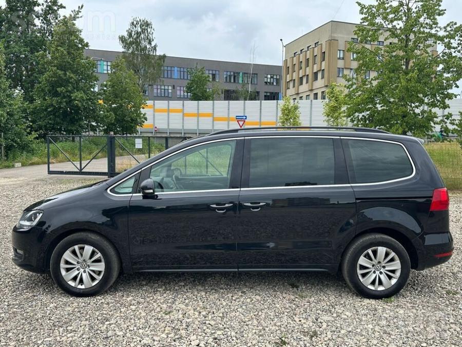 Melns Volkswagen Sharan 2013 Rīga, ar dzinēja tilpumu 2.00 L un nobraukumu 309 tūkst. km par 6500 €, foto 5 vietnē AUTOMOTO.COM.LV