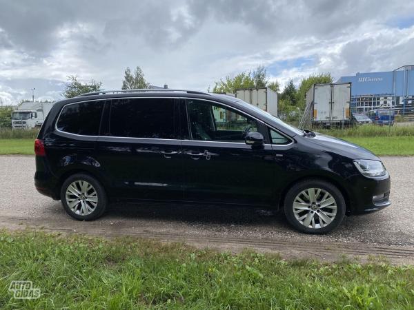 Black Volkswagen Sharan 2013 in Vilnius, with an engine capacity of 2.00 L and mileage of 355 thousand km for 6500 €, photo 4 on AUTOMOTO.COM.LV