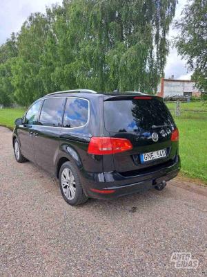 Melns Volkswagen Sharan 2013 Viļņa, ar dzinēja tilpumu 2.00 L un nobraukumu 355 tūkst. km par 6500 €, foto 3 vietnē AUTOMOTO.COM.LV