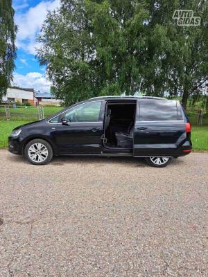 Melns Volkswagen Sharan 2013 Viļņa, ar dzinēja tilpumu 2.00 L un nobraukumu 355 tūkst. km par 6500 €, foto 7 vietnē AUTOMOTO.COM.LV