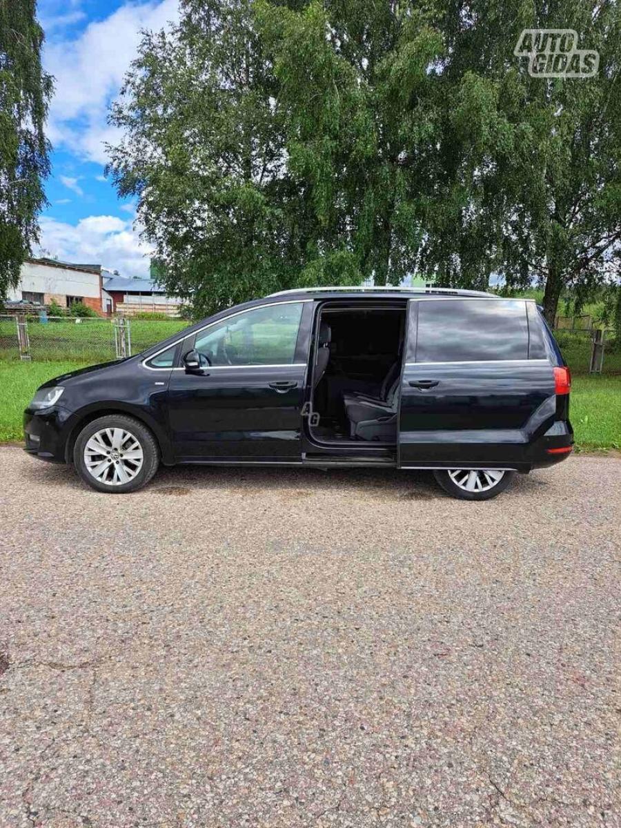Melns Volkswagen Sharan 2013 Viļņa, ar dzinēja tilpumu 2.00 L un nobraukumu 355 tūkst. km par 6500 €, foto 7 vietnē AUTOMOTO.COM.LV