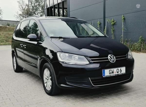 Black Volkswagen Sharan 2013 in Vilnius, with an engine capacity of 1.97 L and mileage of 262 thousand km for 8650 €, photo 1 on AUTOMOTO.COM.LV