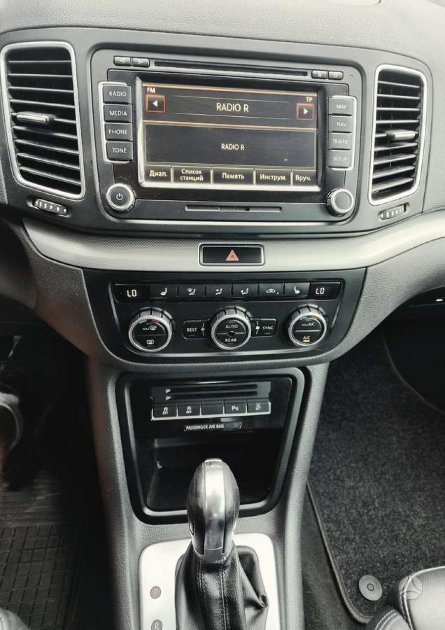 Melns Volkswagen Sharan 2013 Viļņa, ar dzinēja tilpumu 1.97 L un nobraukumu 262 tūkst. km par 8650 €, foto 19 vietnē AUTOMOTO.COM.LV