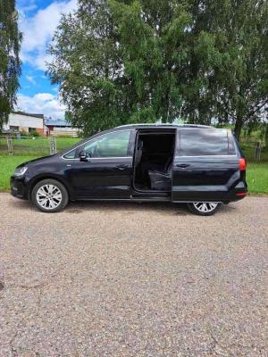 Melns Volkswagen Sharan 2013 Viļņa, ar dzinēja tilpumu 1.97 L un nobraukumu 355 tūkst. km par 6500 €, foto 7 vietnē AUTOMOTO.COM.LV