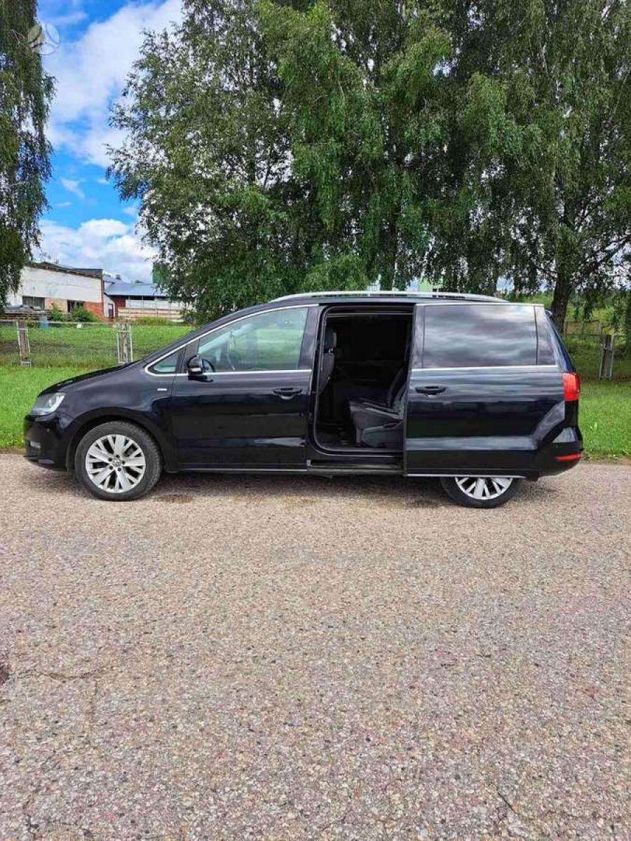 Melns Volkswagen Sharan 2013 Viļņa, ar dzinēja tilpumu 1.97 L un nobraukumu 355 tūkst. km par 6500 €, foto 7 vietnē AUTOMOTO.COM.LV