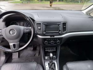 Melns Volkswagen Sharan 2013 Kauņa, ar dzinēja tilpumu 1.97 L un nobraukumu 266 tūkst. km par 12750 €, foto 10 vietnē AUTOMOTO.COM.LV