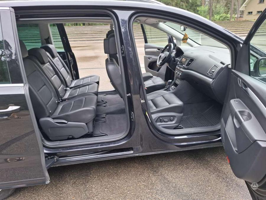 Melns Volkswagen Sharan 2013 Kauņa, ar dzinēja tilpumu 1.97 L un nobraukumu 266 tūkst. km par 12750 €, foto 16 vietnē AUTOMOTO.COM.LV
