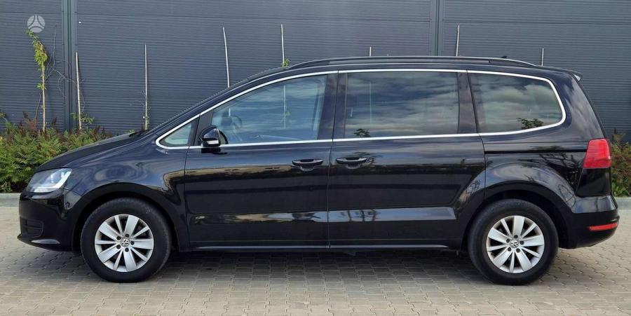 Melns Volkswagen Sharan 2013 Viļņa, ar dzinēja tilpumu 2.00 L un nobraukumu 262 tūkst. km par 8450 €, foto 8 vietnē AUTOMOTO.COM.LV